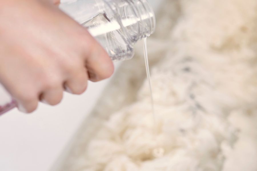 What happens if you drink bleach? Bleach emergencies | Cleanipedia UK