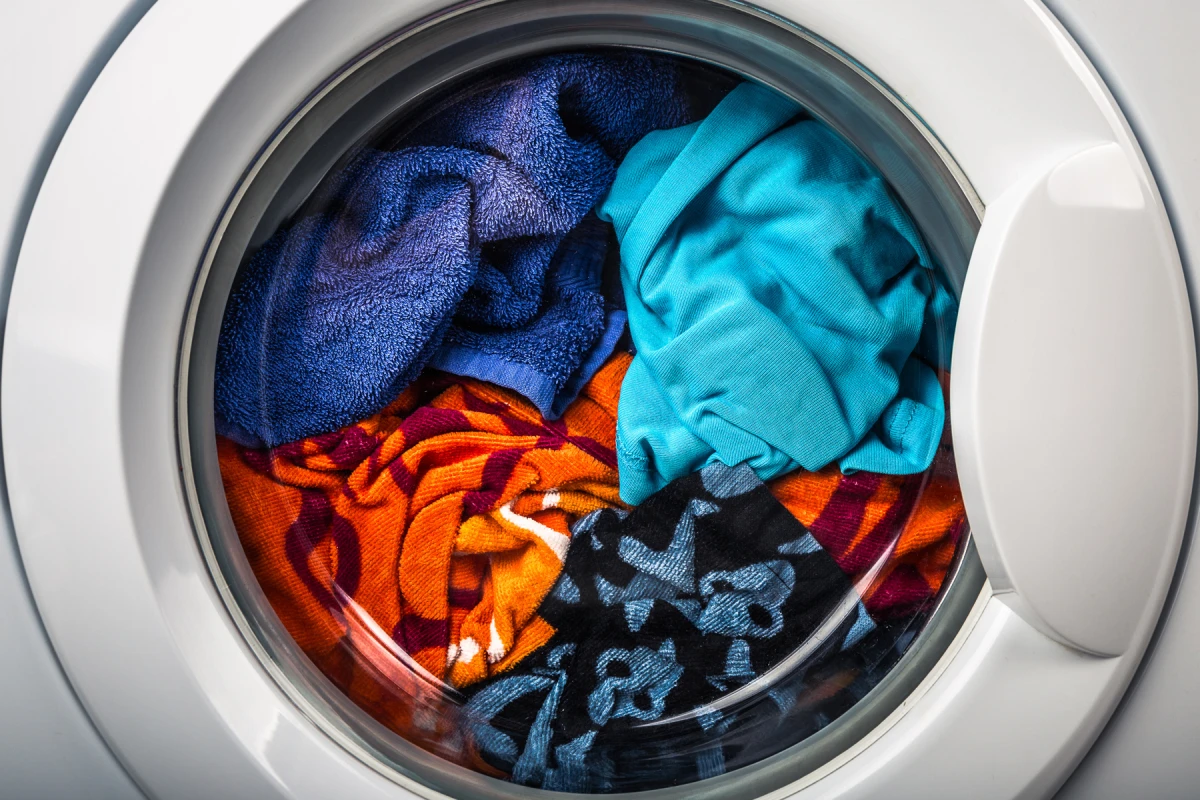 How to Use OMO Liquid Detergent | Cleanipedia ZA